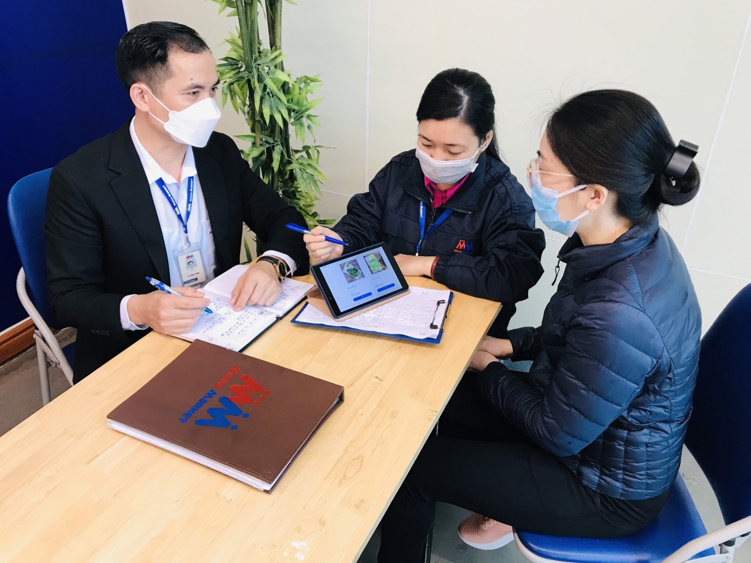 MM Mega Market Vietnam officially launches MM Pro - an online shopping ...