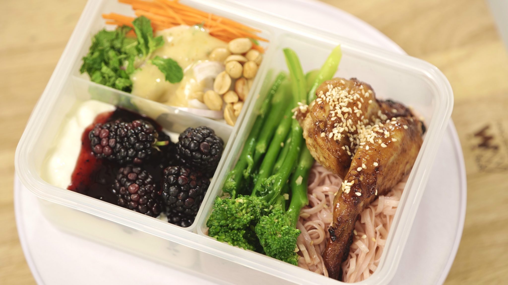 GỎI DƯA LEO CAY GÀ TERIYAKI NƯỚNG - MM Mega Market Vietnam